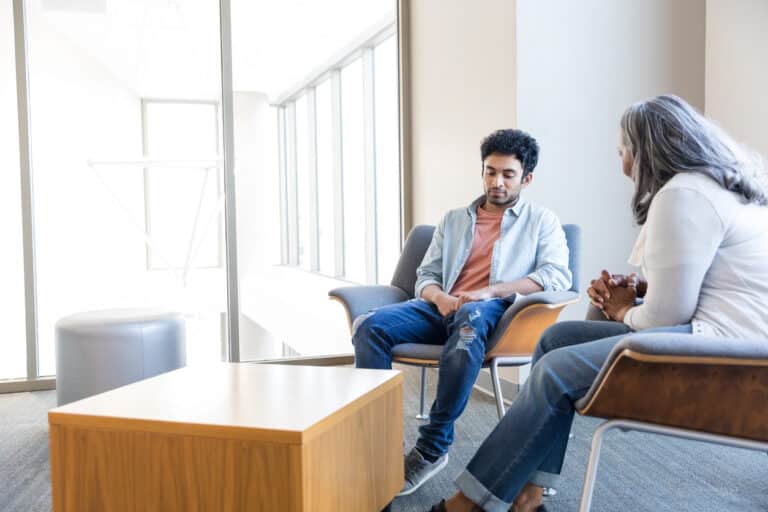 Understanding The 7 Stages Of Trauma Bonding - SACAP